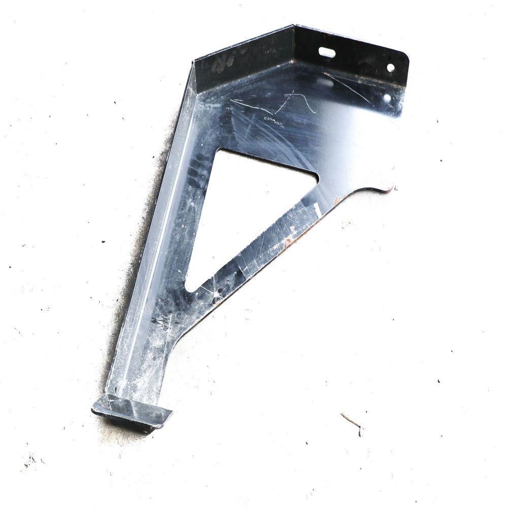 MPParts | McNeilus 1319976 Right Hand Vertical Chute Rack Base Bracket ...