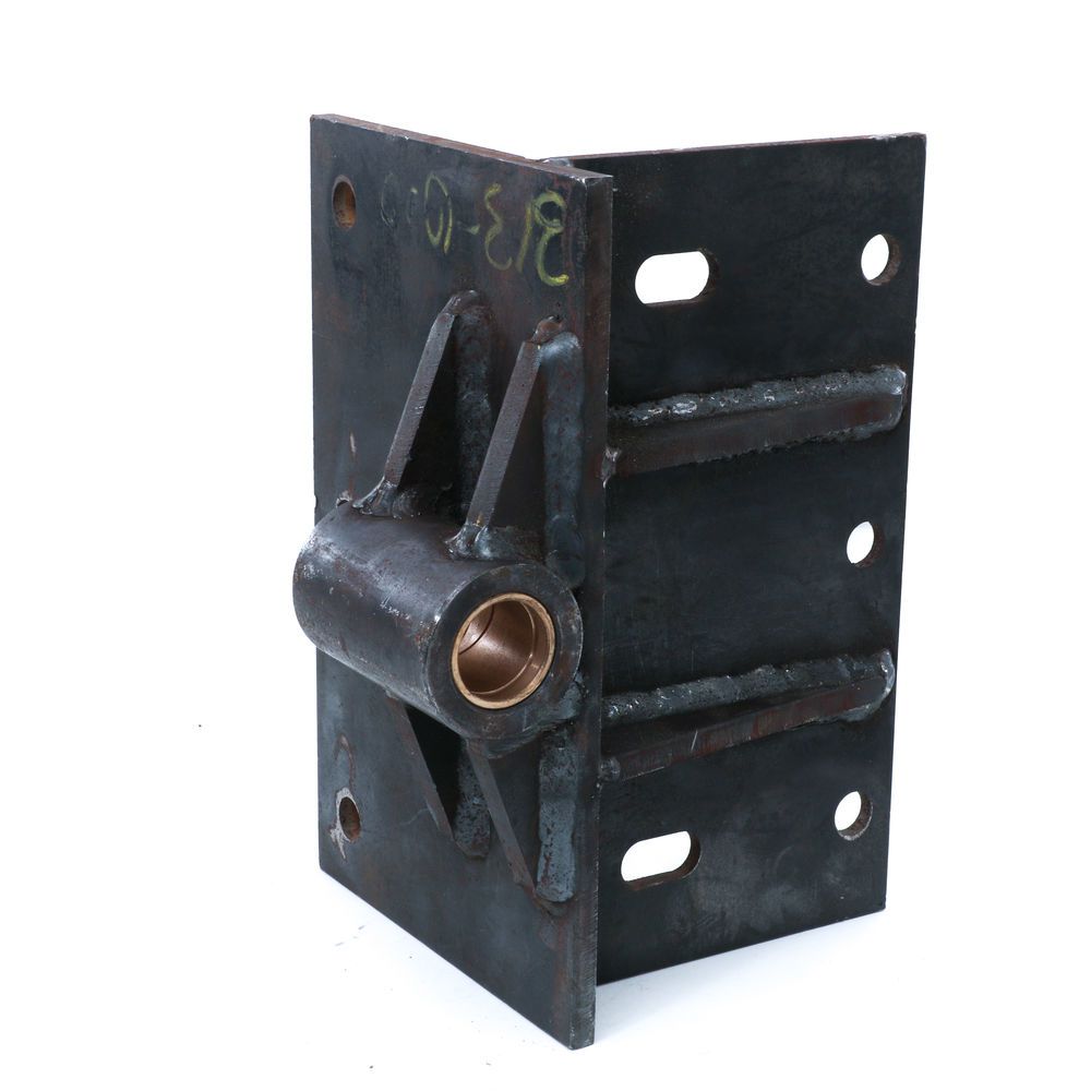 MPParts | Terex 13136 Rear Spring Hanger | 13136