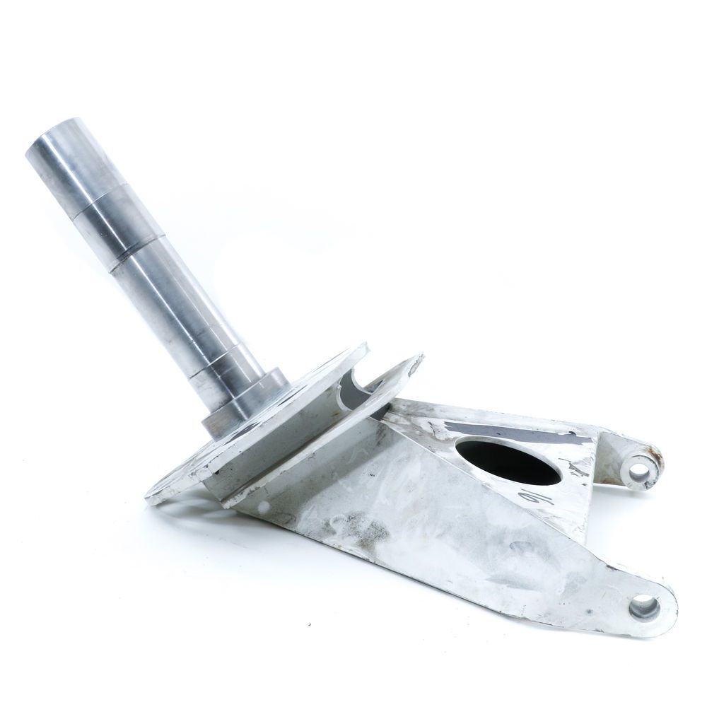 MPParts | 60306104 Chute Pivot Support Weldment | 60306104