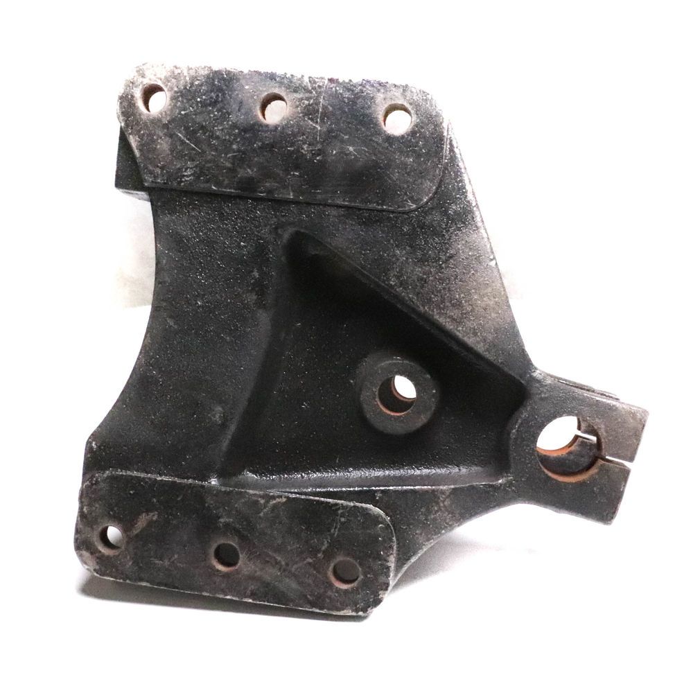MPParts | Volvo 2033141C2 Front of Rear RH Hanger | 2033141C2